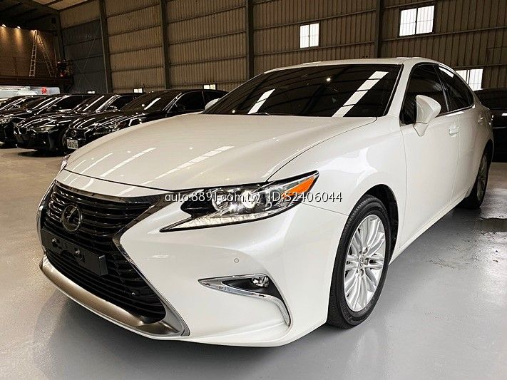 Lexus/凌志 ES-薄利促銷！LEXUS ES200 (原漆原鈑件) 新車保固中