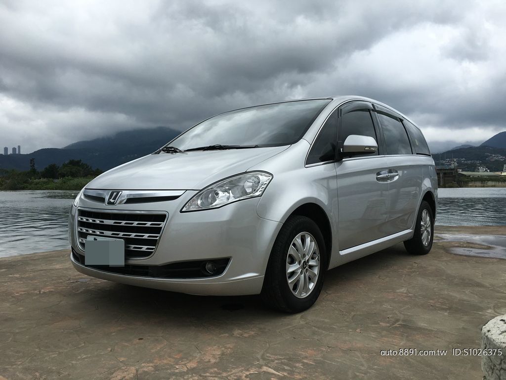 Luxgen/納智捷 7 MPV-2013 Luxgen7 MPV 銀色 實跑:20580KM 實價:58萬
