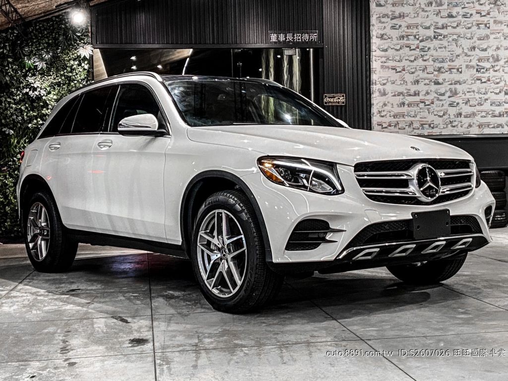 Mercedes-Benz/賓士 GLC-23P 跟車 x AMG x 全景天窗 x 大螢幕 x 免鑰匙 │旺旺國際