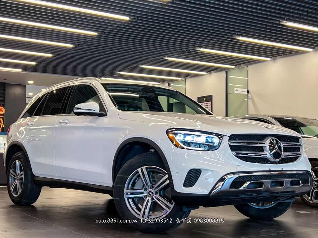 Mercedes-Benz/ eʿ GLC-新款 GLC300 360環景 前後雷達 自動停車 摸門 氣氛燈 電尾門
