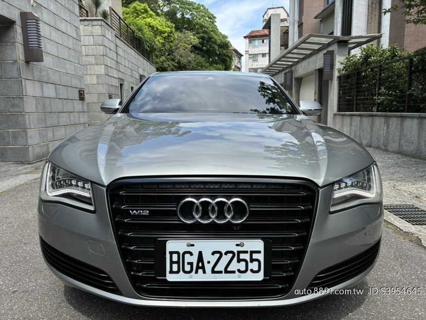 Audi A8L 2012年二手車 49.8萬 新北市-發哥車庫 | 8891汽車