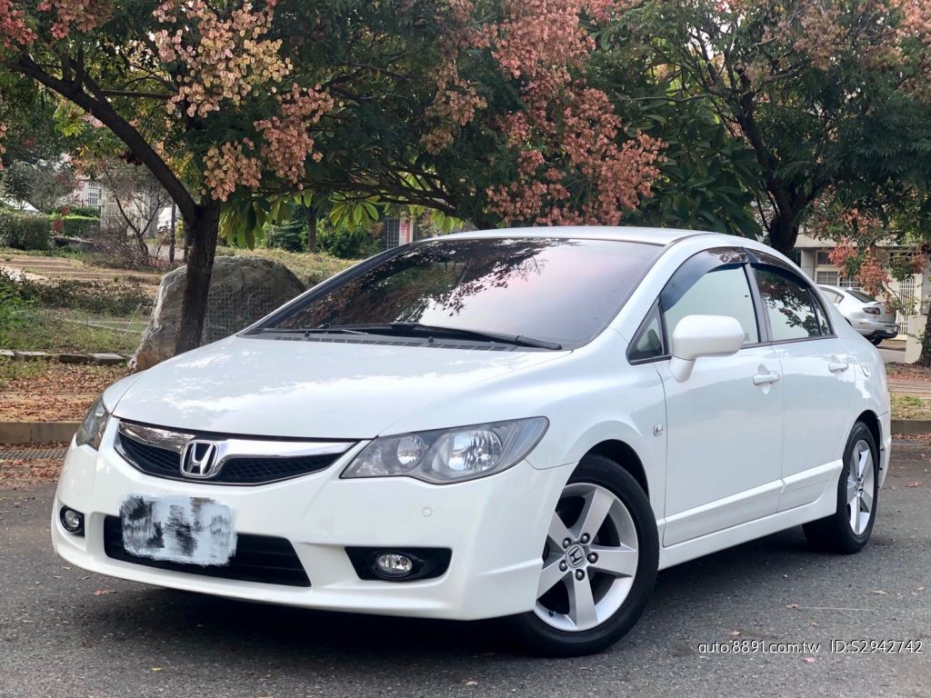 Honda/本田 Civic K12-本田 HONDA K12 白色配黑色內裝 全車無亂改 內裝氣氛佳 可全額貸款