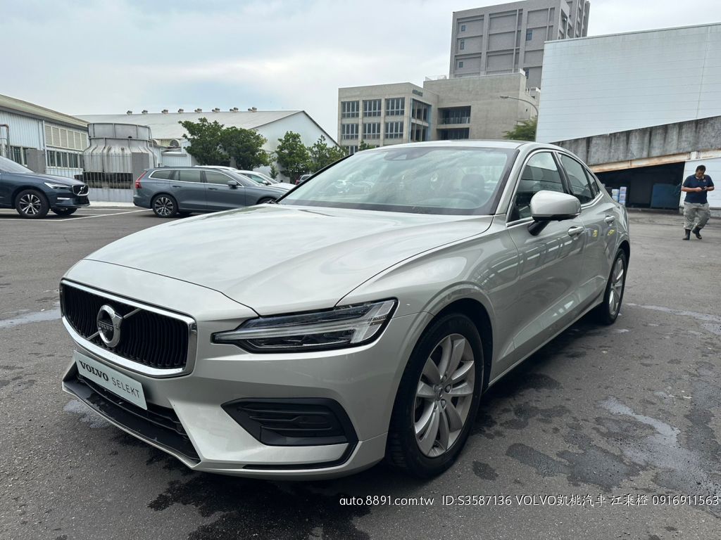 Volvo/富豪 S60-VOLVO桃園原廠認證凱桃汽車2021年式New S60 B4m版 48V輕油電