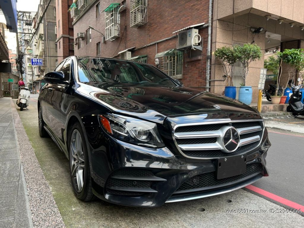 Mercedes-Benz/賓士 E-Class Sedan-2018 E300 23P 雙液晶