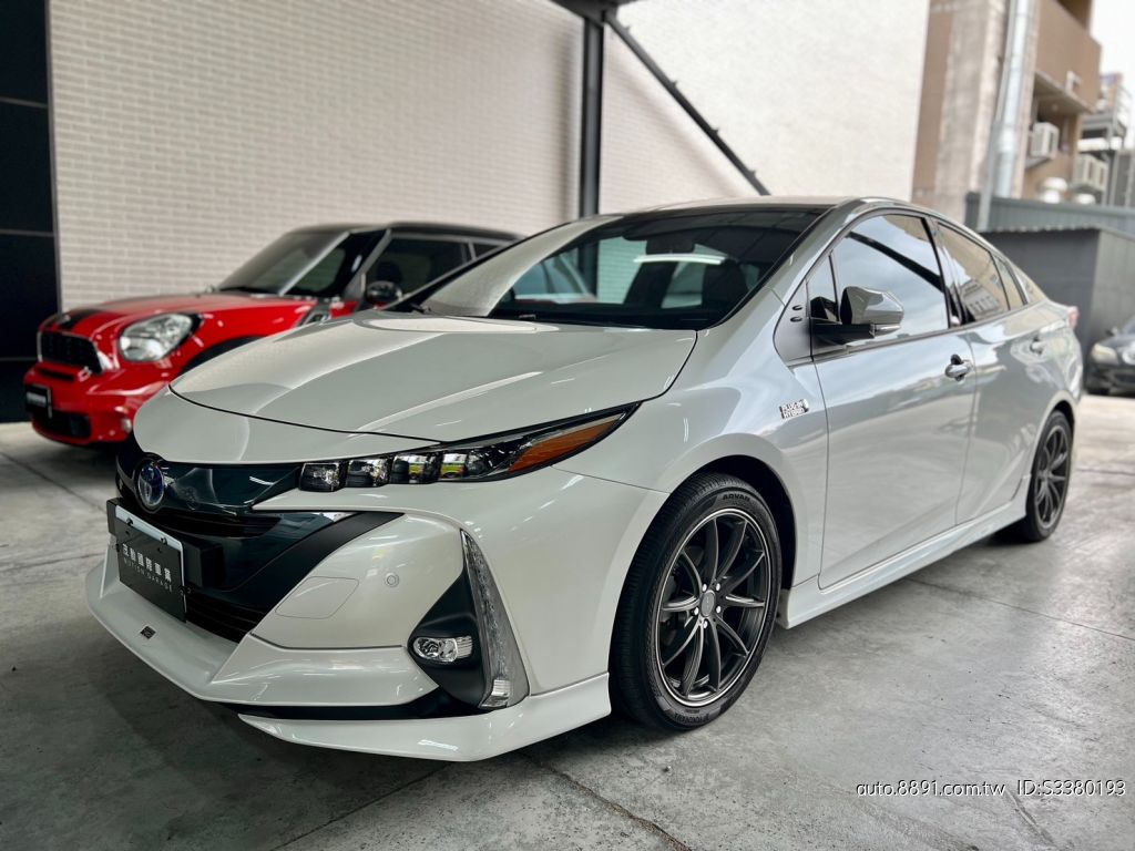 Toyota/豐田 Prius PHV-2018 TOYOTA PHV 全車原廠選配TRD套件 ! ! 實車實價